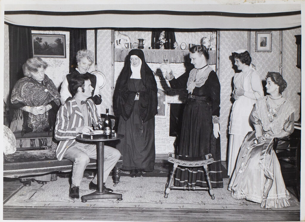 The Bishopsteignton Players: How it all Began - Bishopsteignton Heritage