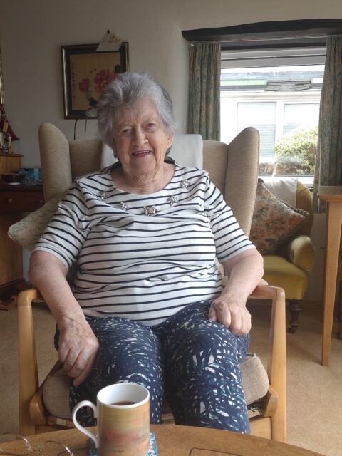 Edna Atkinson's Memories of the Bishopsteignton Modern Wives ...